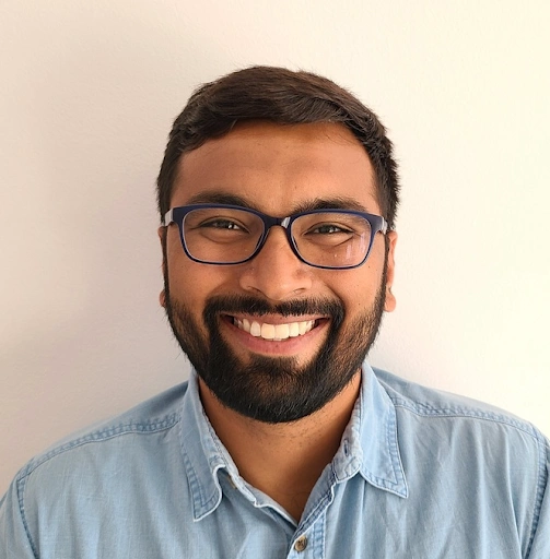 CodeCombat - Coding games to learn Python and JavaScript